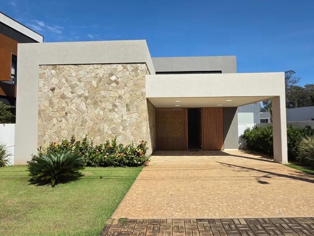 Casa em Vivendas do Arvoredo, Londrina/PR de 178m² 3 quartos à venda por R$ 2.989.000,00