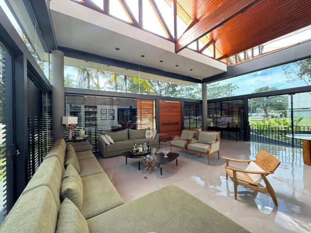 Casa em Vivendas do Arvoredo, Londrina/PR de 300m² 3 quartos à venda por R$ 4.899.900,00