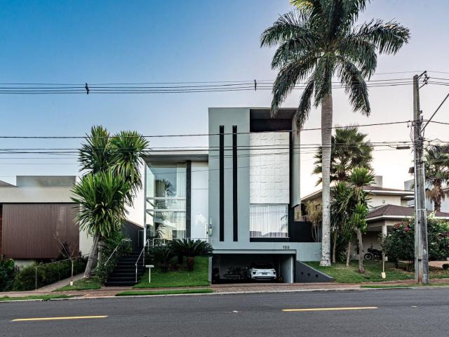 Casa em Vivendas do Arvoredo, Londrina/PR de 345m² 3 quartos à venda por R$ 4.299.000,00