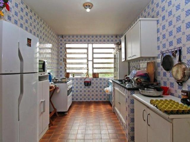 Casa em 3 pavimentos com vista para o Guaiba