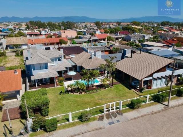 Casa em 3 terrenos em Xangri Lá