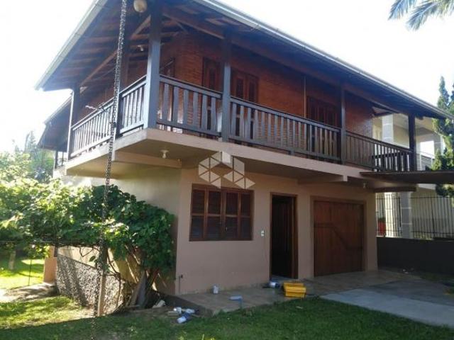 casa emIvoti com3 dormitorios e piscina