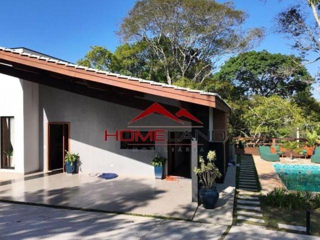 Casa encantadora, nova, 1 suíte e 2 quartos