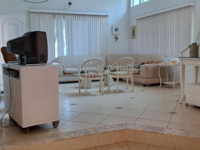Casa encantadora a venda em Riviera de São Lourenço