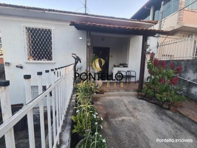 Casa encantadora à venda no Cachoeirinha – Espaço, conforto e natureza em plena cidade!