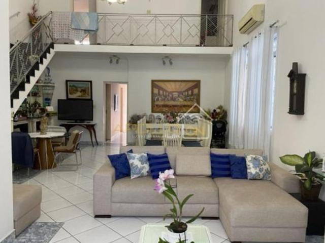 Casa Encruzilhada Santos