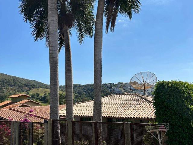 Casa Escarpas do Lago – Conforto e Diversão na Parte Nobre