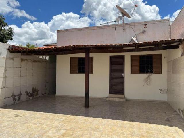 CASA ESCRITURADA NO CONDOMÍNIO SERRA DOURADA 2!