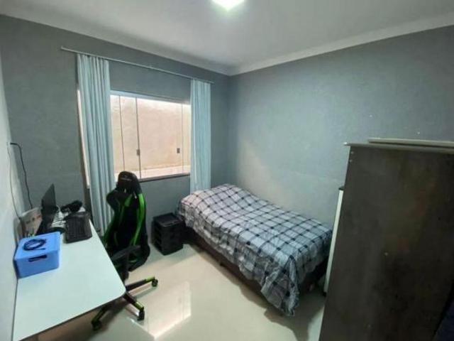 Casa escriturada com 03 quartos e 400m² Arniqueiras, Conjunto 5