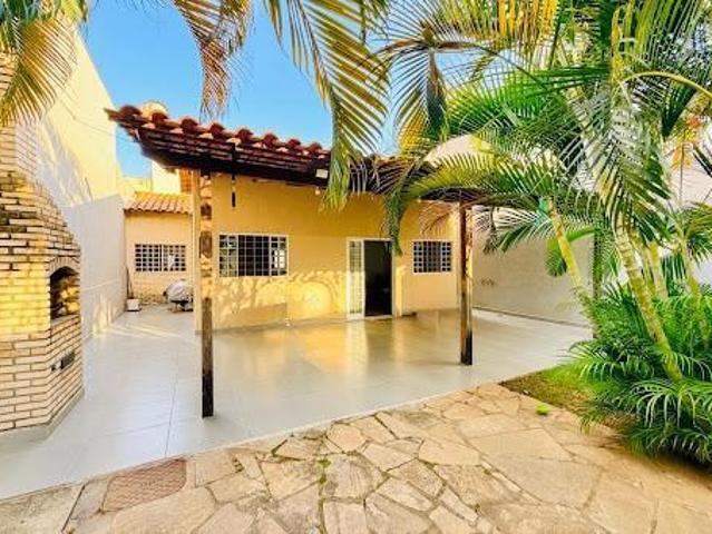 CASA ESCRITURADA CONDOMINIO ARNIQUEIRA LT 400M² 3 QUARTOS QUINTAL ESTUDA PERMUTA
