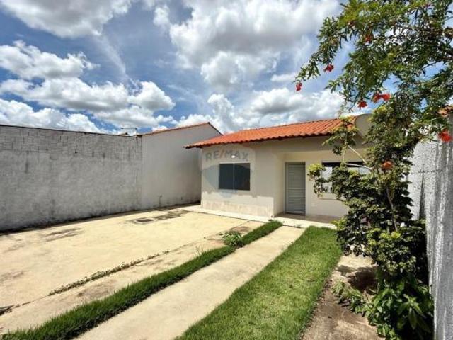 Casa Escriturada em Condomínio Fechado – Segurança, Conforto e Excelente Localização