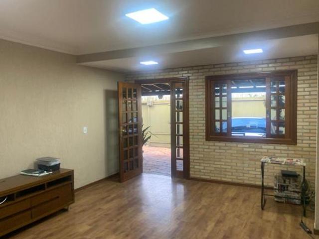 CASA ESCRITURADA QS 07 AREAL ACEITA FINANCIAMENTO PROXIMO A COMERCIO 4 QUARTOS SENDO 2 SUITES
