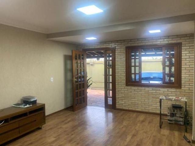 CASA ESCRITURADA QS 07 AREAL ACEITA FINANCIAMENTO PRÓXIMO A COMERCIO 4 QUARTOS SENDO 2 SUITES