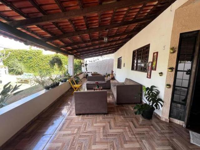CASA ESCRITURADA VICENTE PIRES 3 QUARTOS 2 SUÍTES LOTE 508M² ACEITA TROCA