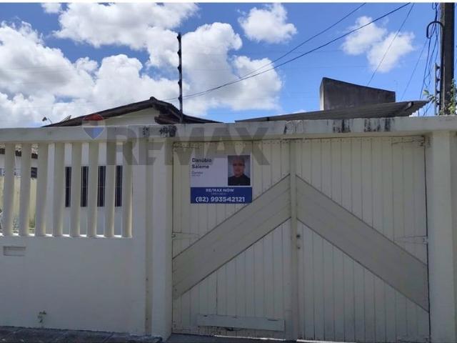 Casa Espaçosa na Cidade Universitária de Maceió