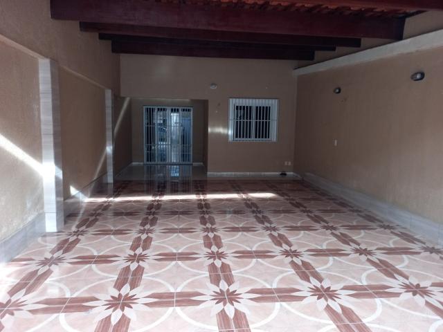 Casa Espaçosa no Parque Potira Caucaia