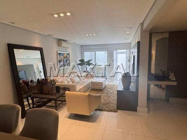 Casa espaçosa à venda em Santana de 400 m² com 4 suítes, 3 vagas e à poucos metros da Av. Braz Leme