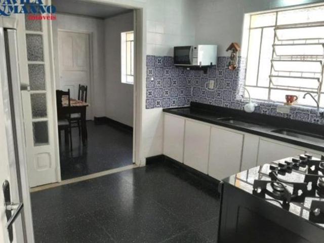 Casa Espaçosa à Venda ou Locação na Mooca, São Paulo SP: 4 Quartos, 3 Banheiros, 4 Vagas de Garagem!