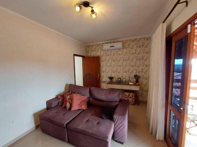 Casa Espaçosa com 4 Quartos, Área Gourmet e Vista Privilegiada – R$799.000,00