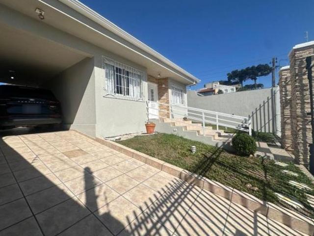 Casa Espaçosa com 280m², Mobiliada com Edícula e Sistema de Segurança Cód. 04.076