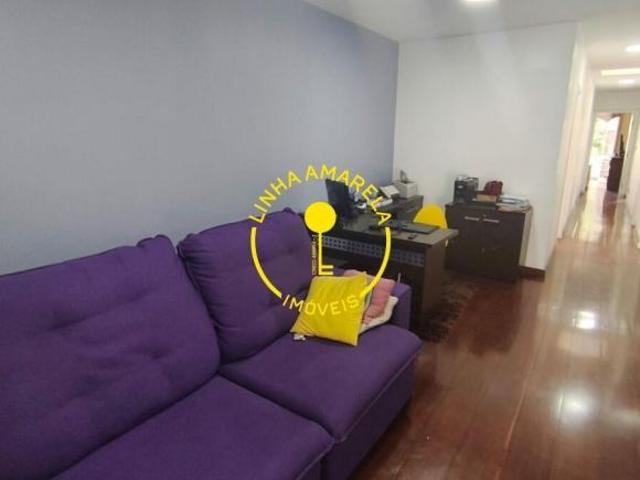 Casa espaçosa com ótima localização