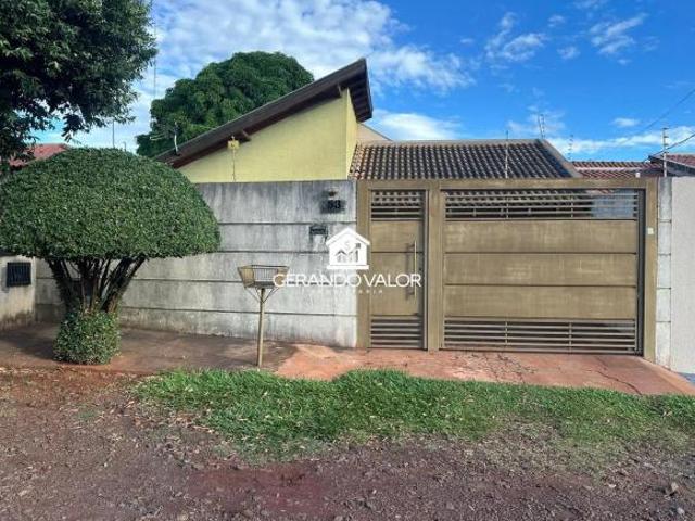 Casa espaçosa com quintal amplo