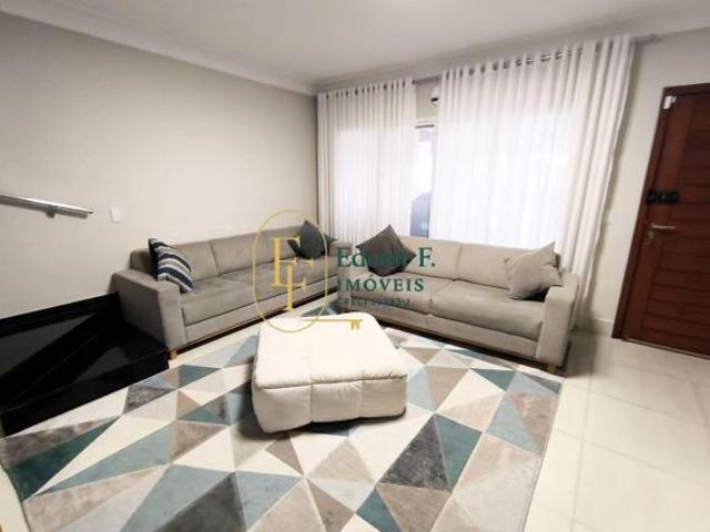 Casa Espaçosa com Quintal e Churrasqueira – 3 Quartos 1 Suíte 2 Vagas