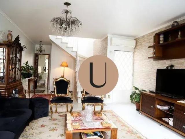 Casa Espaçosa e Completa com 3 Suítes na Vila Mariana