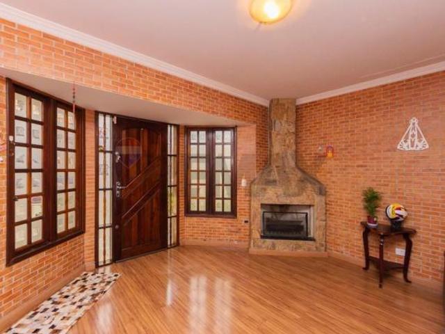 Casa Espaçosa e Aconchegante, com 6 Quartos em São Paulo