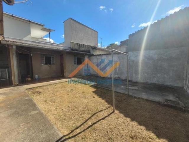 Casa espaçosa e bem localizada no bairro Imbaúbas em Ipatinga