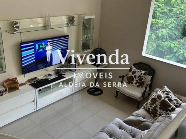 Casa Espaçosa em Condomínio ? 5 Suítes, Piscina e Muito Conforto ? Itapevi