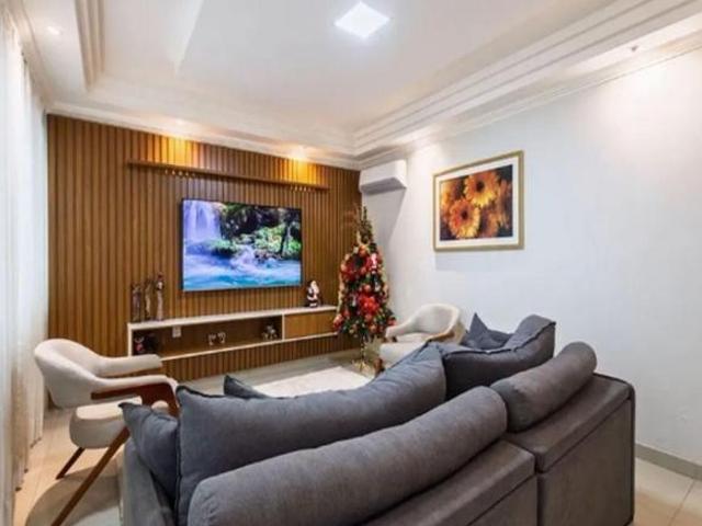 CASA ESPAÇOSA EM DIADEMA COM 260m², 04 QUARTOS E EXCELENTE CUSTO BENEFÍCIO!