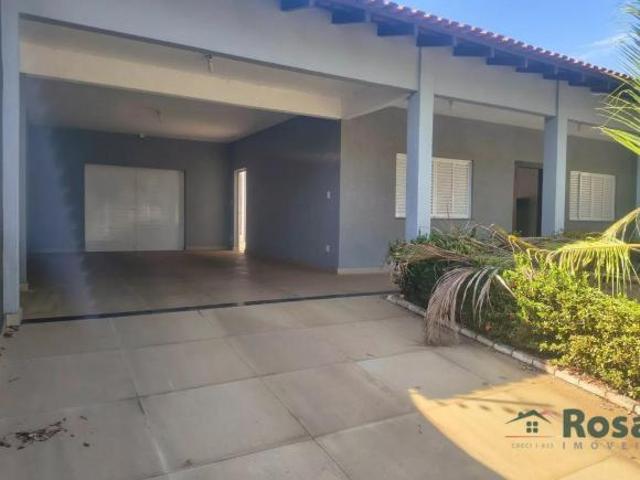 CASA ESPAÇOSA TANTO PARA COMERCIAL E RESIDENCAIL