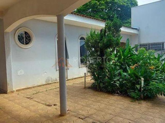 CASA ESPAÇOSA 01 SUÍTE 02 QUARTOS JD SÃO JORGE PARANAVAÍ PR