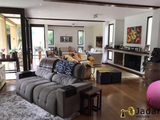 CASA ESPETACULAR NA CIDADE JARDIM