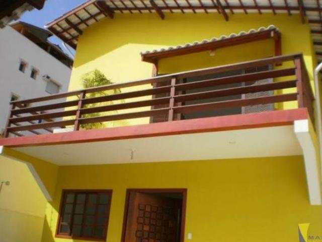 CASA ESPETACULAR NO BAIRRO ITAGUA