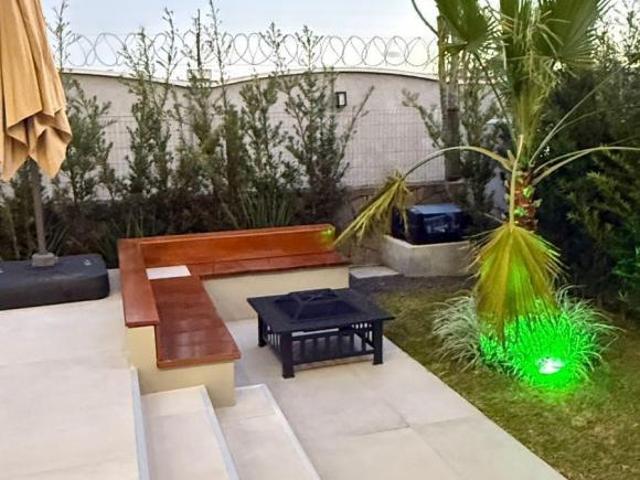 Casa espetacular no condomínio Vivendas do Parque III e IV