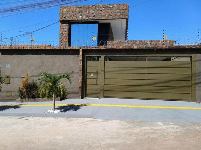 Casa Espetacular no Setor Faiçalville – 4 Suítes | 230m²