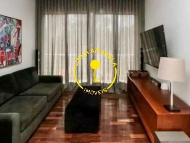 Casa Espetacular à Venda no Parque dos Príncipes, Ampla, Arejada e Funcional
