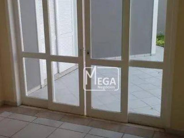 Casa Espetacular com 4 Suítes em Condomínio de Alto Padrão na Aldeia da Serra