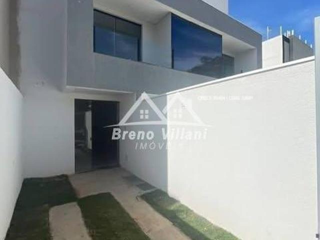 Casa espetacular com acabamento de alto padrão! Três quartos sendo um com suíte
