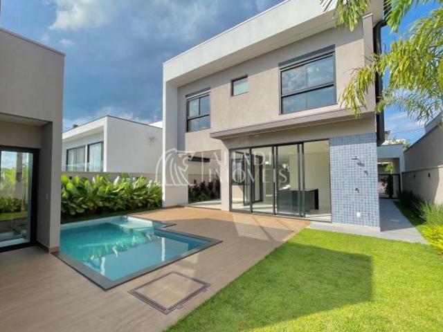 Casa espetacular disponivel para venda no Granja Anita