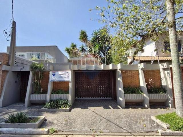 Casa Espetacular em Santo Amaro/Alto da Boa Vista, 600m² terreno, Ótimo Preço!