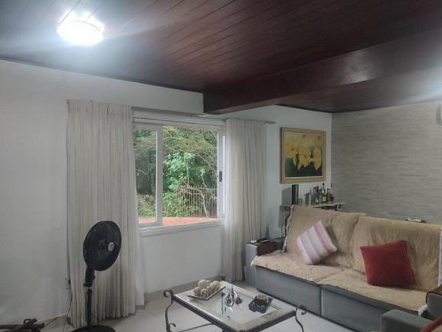 Casa Espetacular em Vila Assunção Porto Alegre