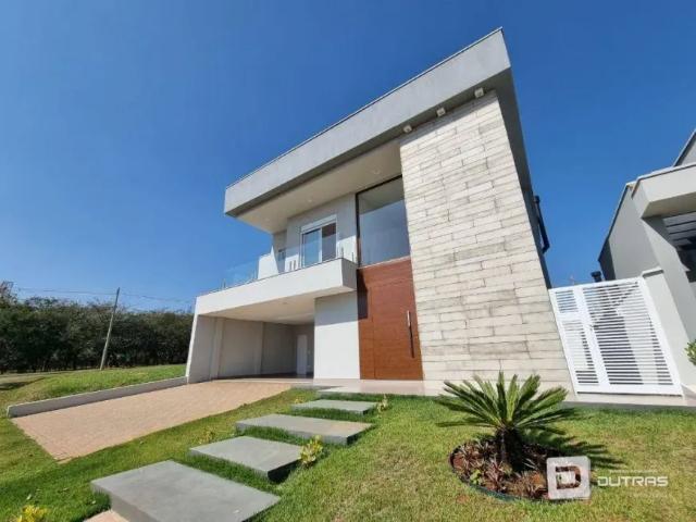 Casa Espetacular Recém Construída com 3 Suítes no Condomínio Villa Bela Vista