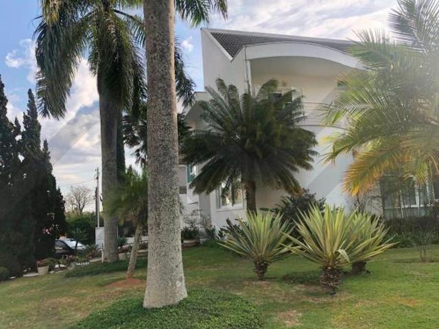 CASA ESQUINA À VENDA CONDOMÍNIO ALDEIA DA SERRA MORADA DAS FLORES
