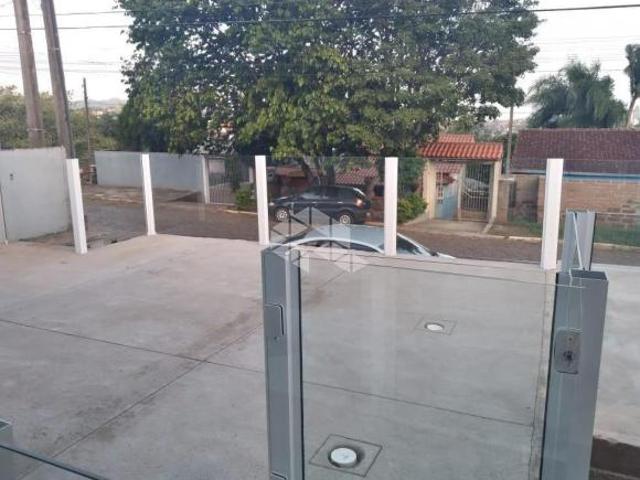 CASA ESTANCIA VELHA COM 3 DORMITÓRIOS E PISCINA