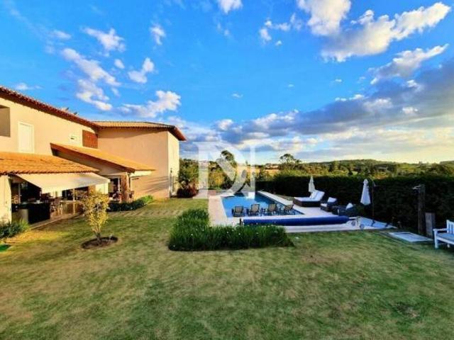 Casa Estilo Toscana à Venda no Condomínio Terras de São José II – Vista Espetacular e Lazer Completo