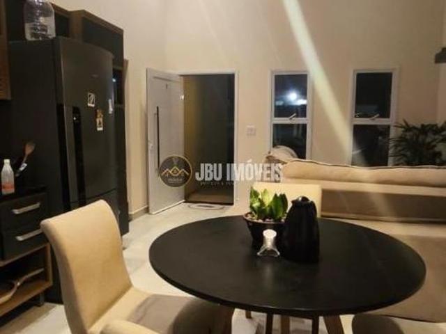 Casa estilo chácara com 3 dormitórios à venda, 89m² por R$ 650.000 Condomínio Res