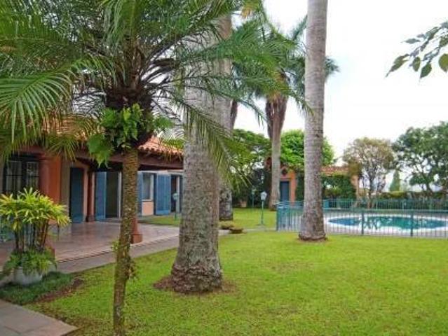 Casa Estilo Colonial Brasileiro no Real Parque, com 2.000 m² de Terreno